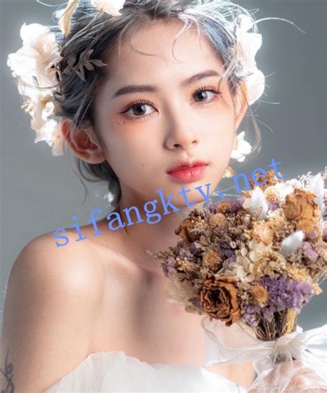 【of Kittyxkum】高颜萌妹 巨根假鸡巴紫薇 肛塞 润滑油 骚表情参差行 因参而生，为行而活