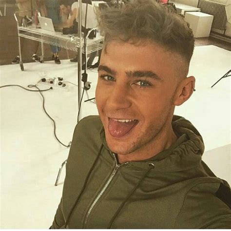 Geordie Shores Scotty T Axed From Show As Aussies Join The Line Up Metro News