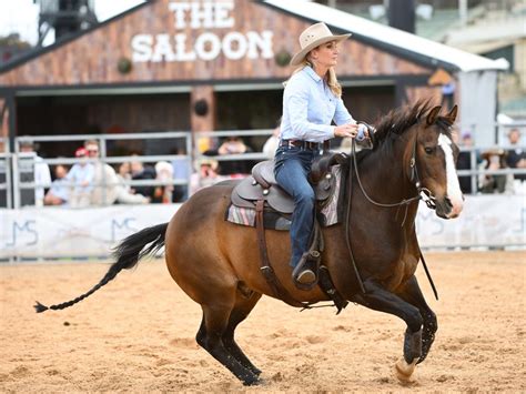 Melham Wows Caulfield Crowd In Cutting Exhibition Au