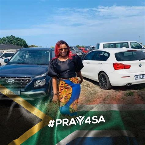 Indabuko Yakho Intelezi Umathithibala Umabululwana Omkhulu Le Nduku