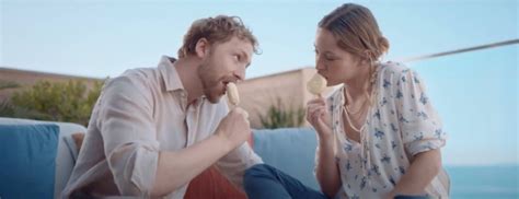 Musique De La Pub Ferrero 2021 Glace Raffaello La Réclame