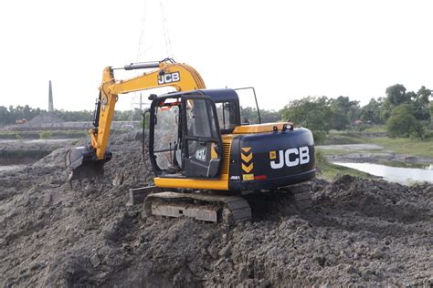 Jcb 81 Excavator Airindo Jcb
