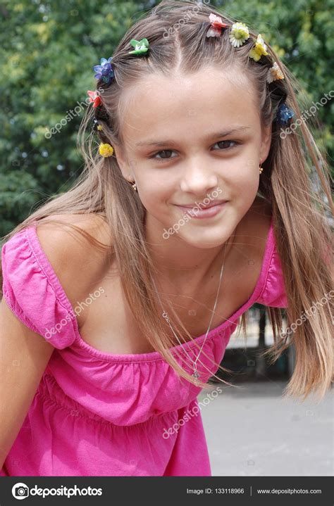Model Posiert Stockfoto © Kodrjan 133118966