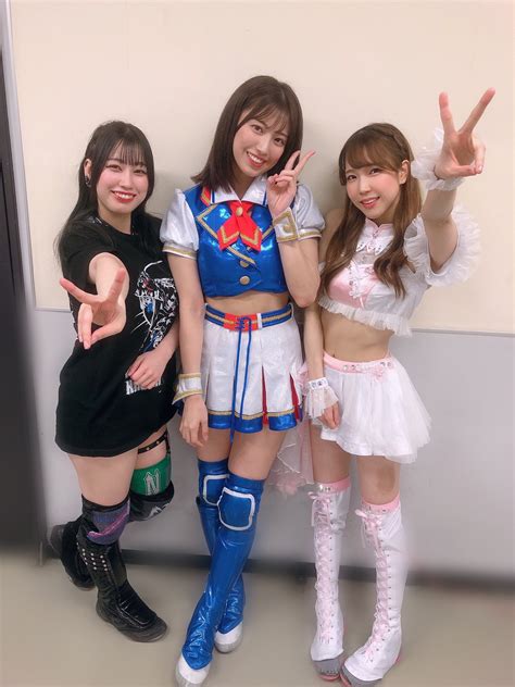 Hikari Noa Yuki Arai Mizuki Scrolller