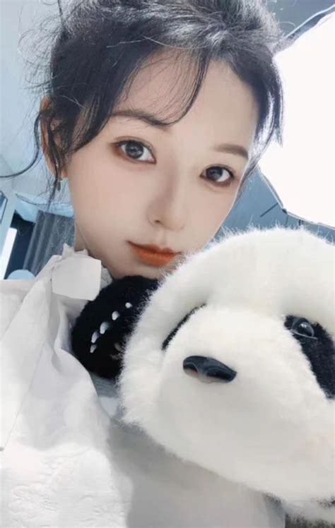 Pin by Tú Cẩm on Zhang Yu Xi Trương Dư Hi Chinese name Jilin Yuxi