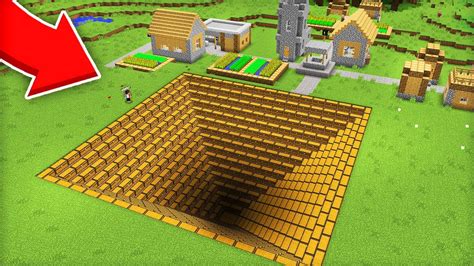 ОТКУДА В НАШЕЙ ДЕРЕВНЕ ОГРОМНАЯ ЯМА ИЗ СУНДУКОВ В МАЙНКРАФТ Компот Minecraft Youtube
