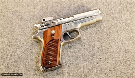 Smith And Wesson ~ Model 639 ~ 9mm