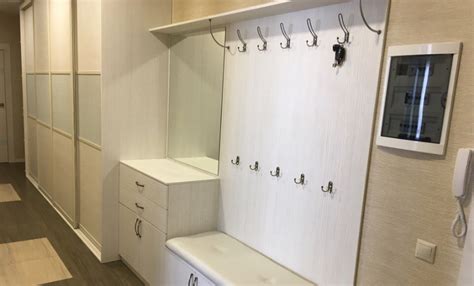 Узкий шкаф в прихожую купе и фото длинный коридор глубина 30 и 40 см цвет светлый бук