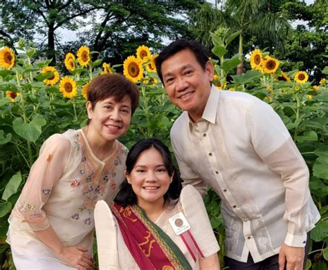 Negrenses Daughter Graduates Summa Cum Laude At Up Digicast Negros