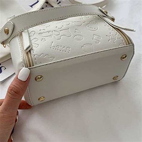 Badu Bg Дамски дамски чанти с малък капацитет Мека кожена малка дизайнерска чанта с анимационен