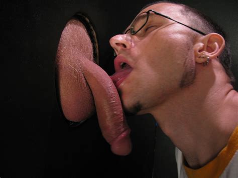 Close Up Gay Blowjob Porn Pictures