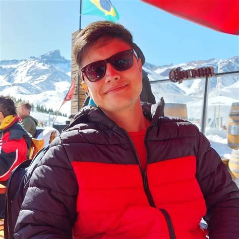 Rodrigo Barro Rodri Barro • Threads Say More