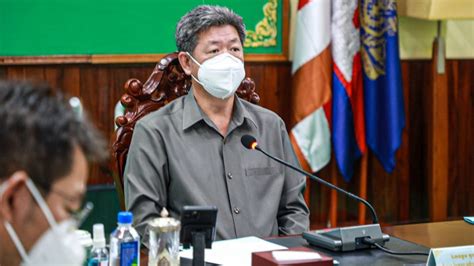 ឯកឧត្តម គួច ចំរើន ដឹកនាំកិច្ចប្រជុំ កាត់បន្ថយតំបន់បិទខ្ទប់ក្នុងក្រុងព្រះសីហនុ ក្រសួងព័ត៌មាន