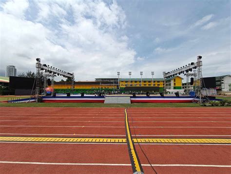 Ccsc Rubberized Track Must Be Ripped Off Replaced Insider Cebu