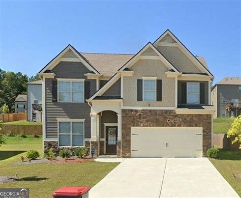 823 python dr s atlanta ga 30349 mls 10378346 zillow