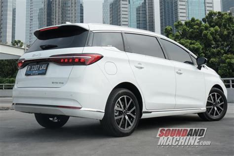 Jadi Mobil Listrik Fenomenal Di Indonesia Begini Rasanya BYD M6 Dipakai Harian