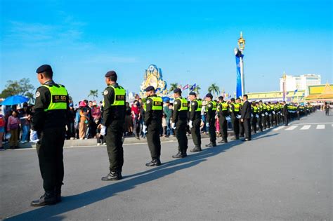 កម្លាំងកងរាជអាវុធហត្ថរាជធានីភ្នំពេញ ចូលរួមជាមួយសមត្ថកិច្ចចម្រុះ ធ្វើការល្បាត ការពារសន្តិសុខ