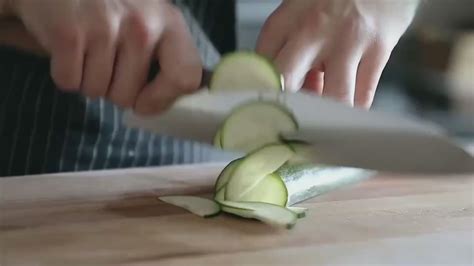 Sakuto 作東 Japanese Damascus Steel Kitchen Knife Set With Coloured Bl