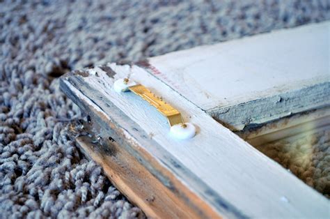 Window Becomes Frame Cleverly Inspired