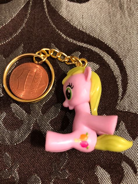 Cute Upcycled Mlp Keychain Etsy Keychain Hello Kitty Crafts Etsy