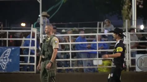 Clackamas County Sheriffs Office Captain Brad Oneil Dances For A Belt