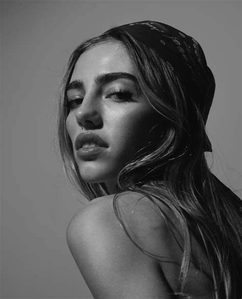 Ritratto Di Una Giovane Bellezza Donna Modella Volto Ritratto Di Donna