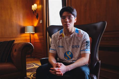 Legend Status Drx Top Laner Kingen Awarded Worlds Finals Mvp