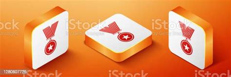 주황색 배경에 분리된 스타 아이콘이 있는 동면 메달 우승자 업적 기호 수상 메달 주황색 정사각형 버튼 벡터 1위에 대한 스톡