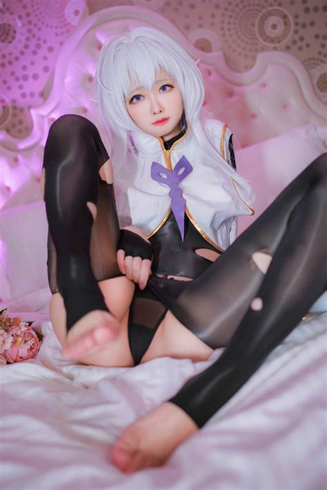 Fgo Merlin Prototype Cosplay By Arty Huang Comes With Magical Oshiri Sankaku Complex