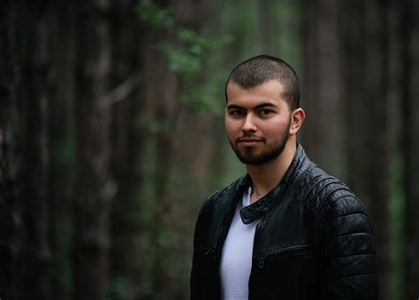 Иво Приятели след разговор с лекуващия ме хирург и направен неврологичен преглед бе взето