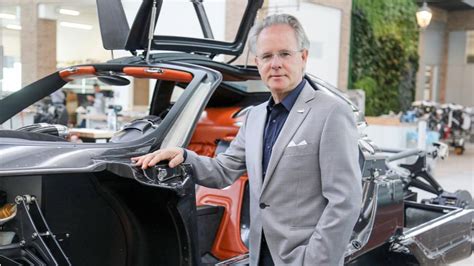 La Historia De Horacio Pagani Creador De Pagani Automobili
