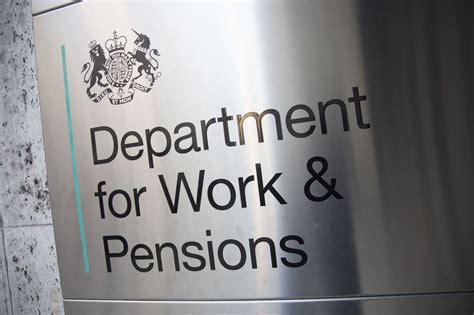 Dwp To Check Bank Accounts With £6000 In Benefits Crackdown Personal