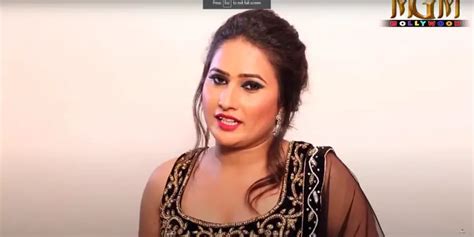 Bollywood Actress Mahak Khan Biography News Photos Videos Nettv4u