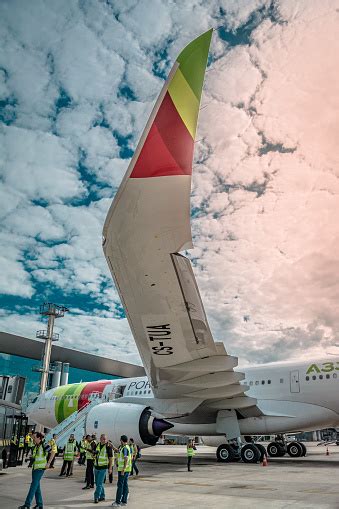 상파울루 국제 공항에에 어 버스 A330neo 첫 비행 과룰류스 브라질 0명에 대한 스톡 사진 및 기타 이미지 0명 First Leg Rehearsal Istock