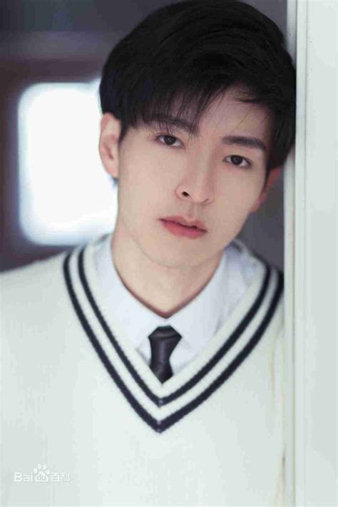 Tao Wens Instagram Twitter And Facebook On Idcrawl