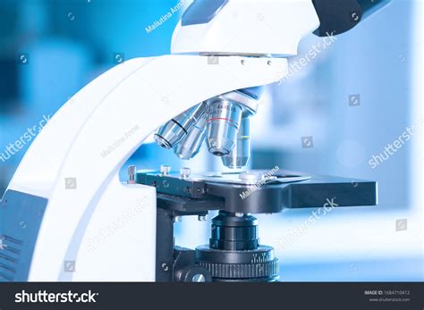 2 424 Microscope Objective Images Stock Photos Vectors Shutterstock