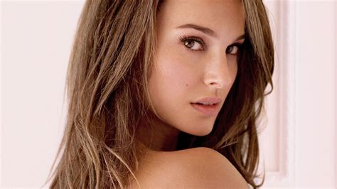 Natalie Portman Wallpaper X