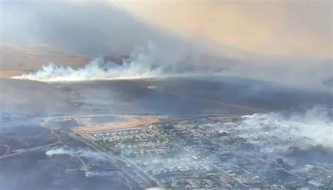 ไฟป่าโหมลุกลามเกาะเมาวีในฮาวาย อพยพนับหมื่น สลดดับแล้ว 6ศพ