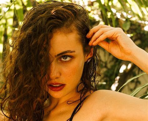 Sera Mann Bio Age Height Wiki 😍 Models Biography