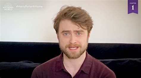 魔法世界開放麻瓜防疫避難！《哈利波特》本尊居家耳邊說故事，「紐特＆娜吉尼」也現身 哈利波特有聲書、哈利波特、哈利波特防疫、哈利波特魔法世界網站、哈利波特讀書 酒酒窩