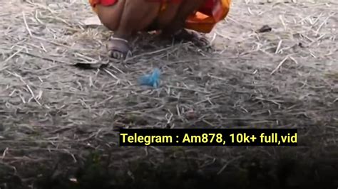 Very Sexy Indian Desi Lady Open Pissing