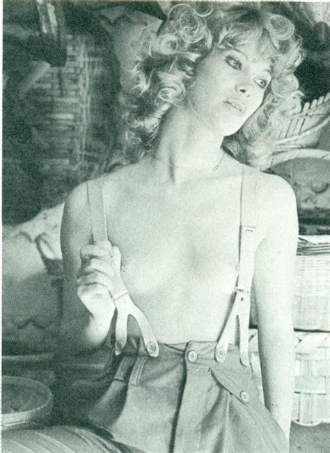 Naked Ziggy Zanger Added 07192016 By Dragonrex