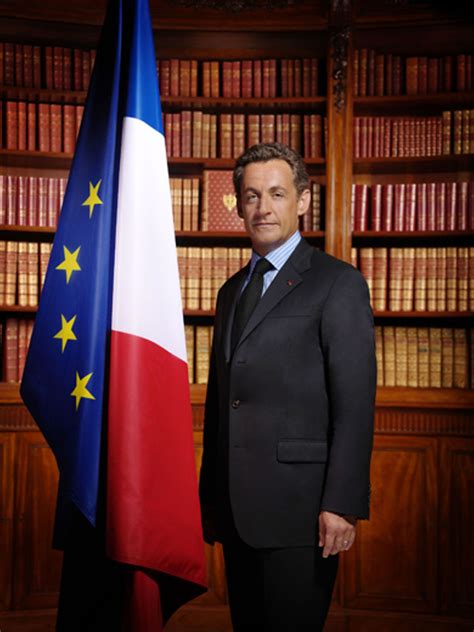 Voici Le Portrait Officiel Demmanuel Macron Rtbf Actus