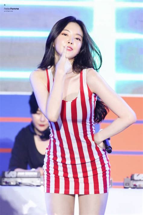 빨간 줄무늬 원피스 손나은 인스티즈instiz 이슈 카테고리