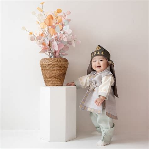 돌상 첫돌의자 하이치즈스튜디오