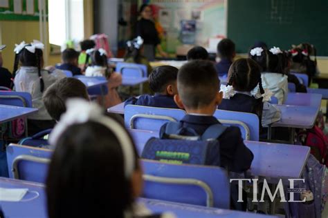 Орхоны сургуулийн 1 багшид 21 сурагч оногдож байна