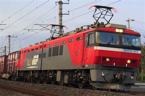 Jr Class Eh500 Eh500 901 And Freight Car Jr貨物 Eh500形「eco Pow Flickr