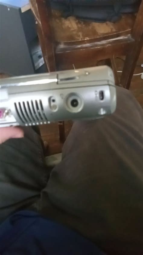 This Old Compaq Laptop My Friend Brought Home From Work Today He Asked Me Where To Get A