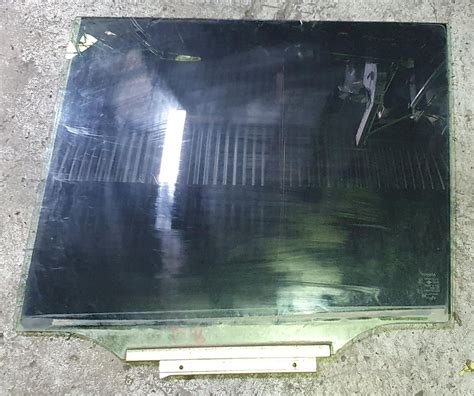 Left Rear Door Window Glass Suit Toyota Prado 120 Series 2003 2009