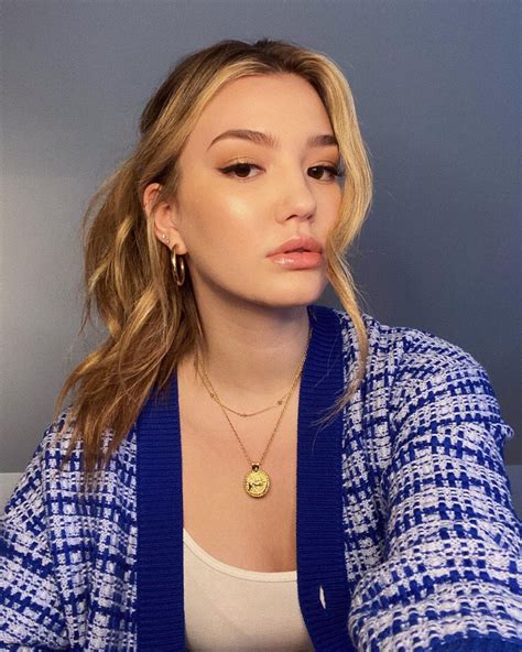 Ali Skovbye Style Clothes Outfits And Fashion • Celebmafia